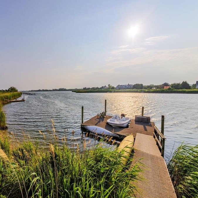 Five Epic Homes with Private Docks - Santa Fe Beautiful Homes | Sotheby ...